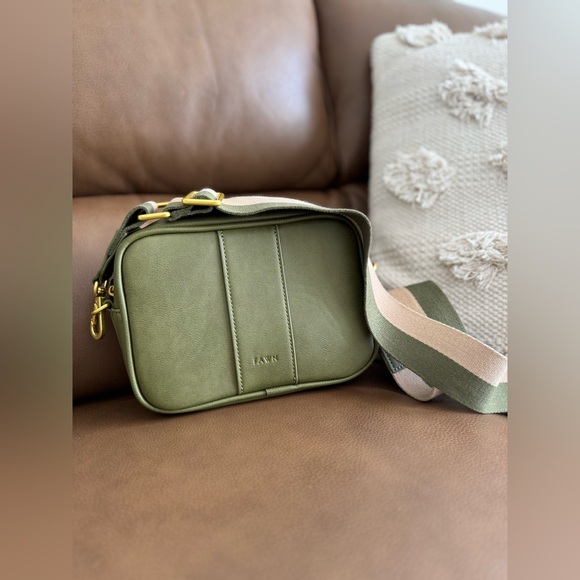 Fawn Design | Bags | Fawn Design The Camera Bag | Poshmark